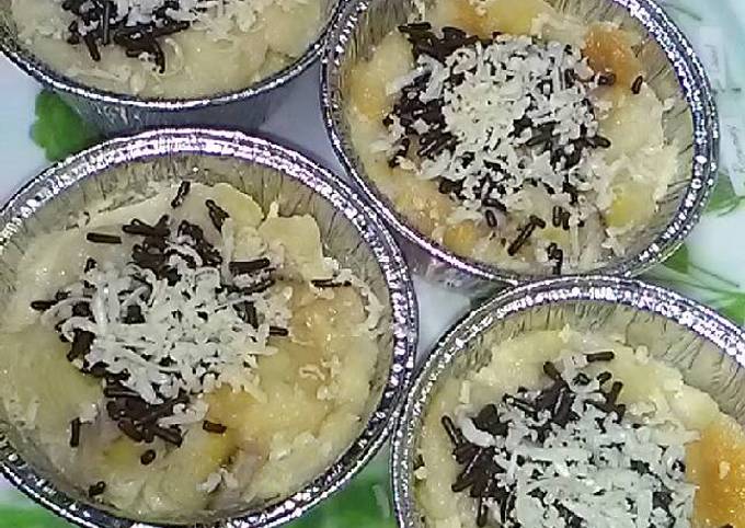 Resep Pipis Kopyor a.k.a. Puding Roti Pisang oleh umiefarida - Cookpad