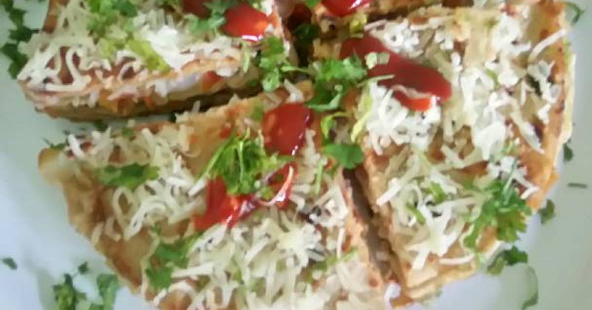Roti pizza Recipe by Ruchi Goyal - Cookpad