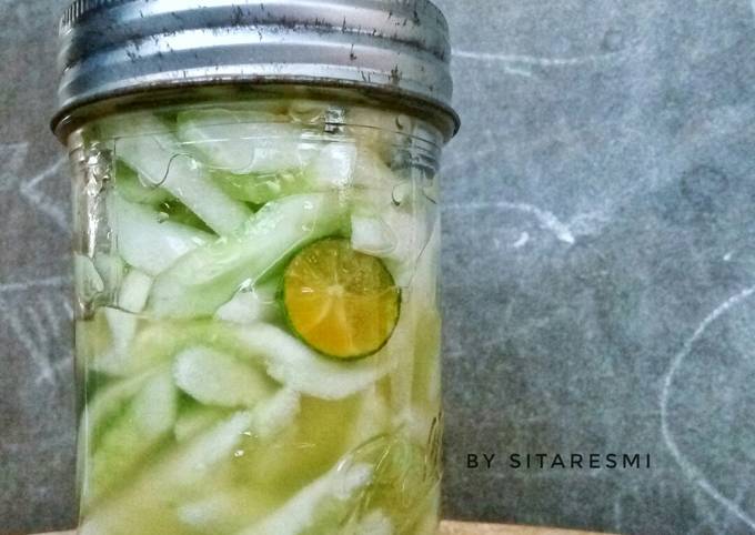 Resep Acar Timun Kuah Jeruk oleh teRari - Cookpad