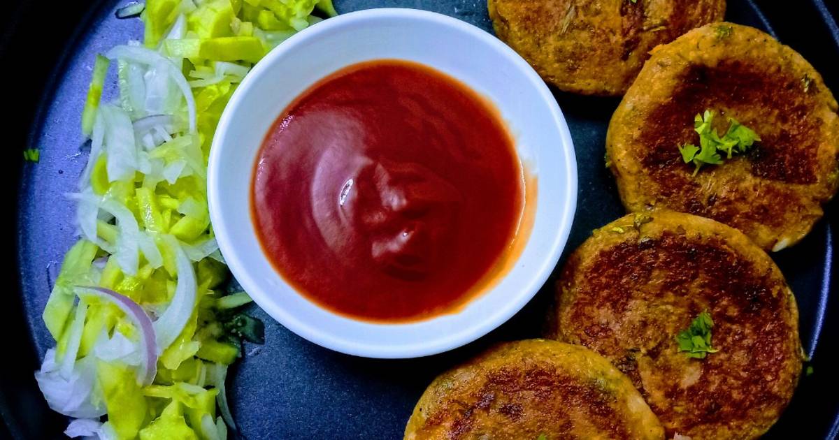 Cheesy Aloo Tikki Recipe By Shrabani Acharya Chakraborty Cookpad