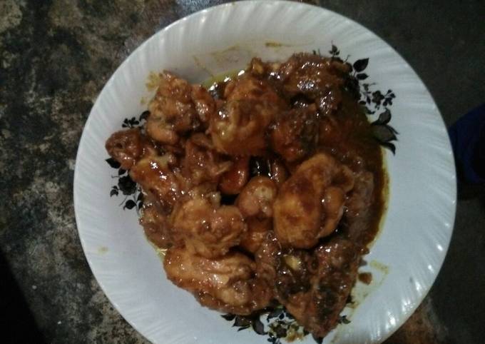 Resep Semur ayam kecap manis oleh vinatul - Cookpad