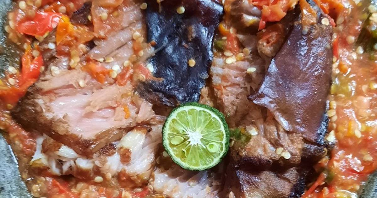 Resep Penyet Ikan Pari Asap oleh Idha Midayanthi - Cookpad