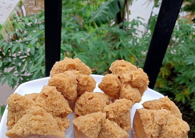 Resep Bolu Kukus Gula Merah Ekonomis oleh Ummi Al_Iya - Cookpad