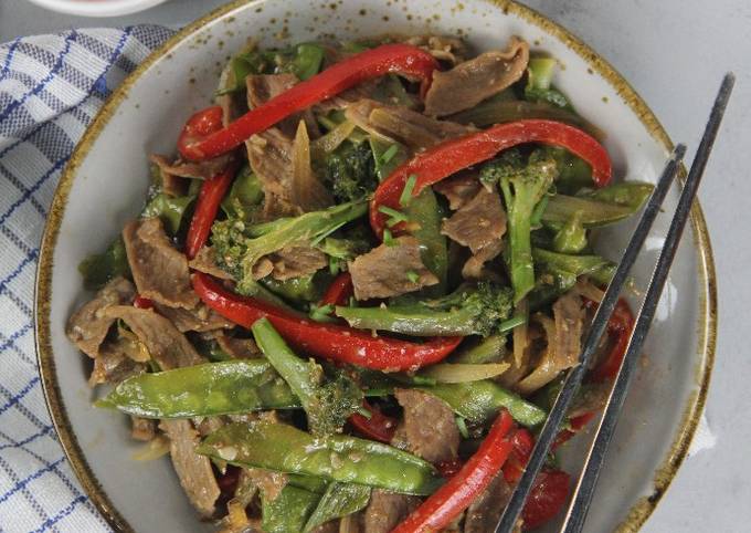 Resep Beef Vegetable stir fry / tumis daging sapi oleh Giovanni Euodia ...
