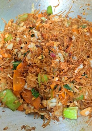 Resep Bihun Goreng oleh Kartika Sari - Cookpad
