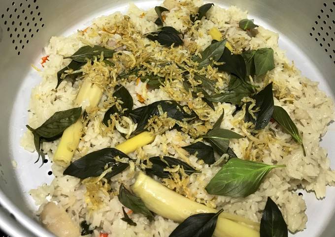 Resep Nasi Liwet Teri Sederhana oleh Nilaashaona - Cookpad