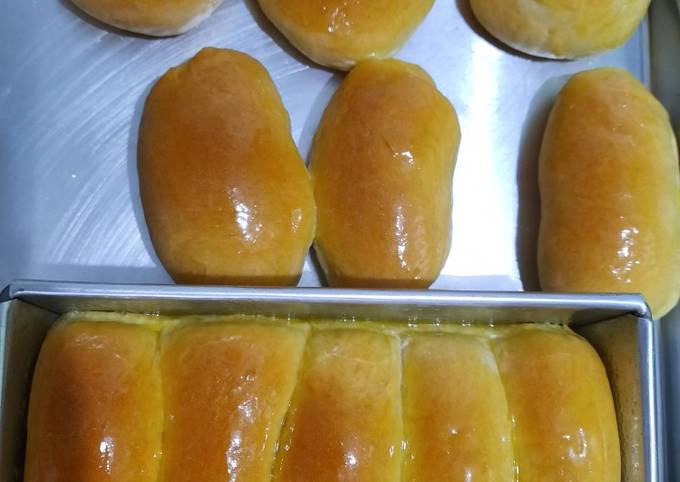 Resep Roti Manis Susu oleh Karolina - Cookpad