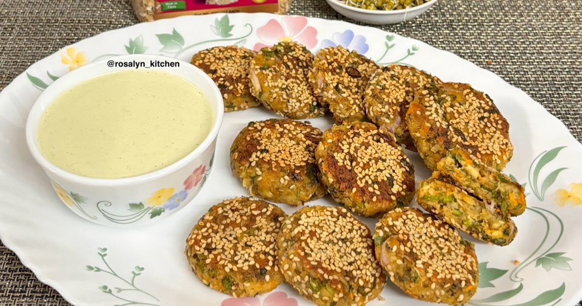 Healthy High Protein Sprouted Green Gram Oats Paneer Tikki Recipe by ...