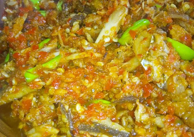 Resep Ikan Tongkol Suwir Pedas Oleh Ndhaa Rindra Cookpad