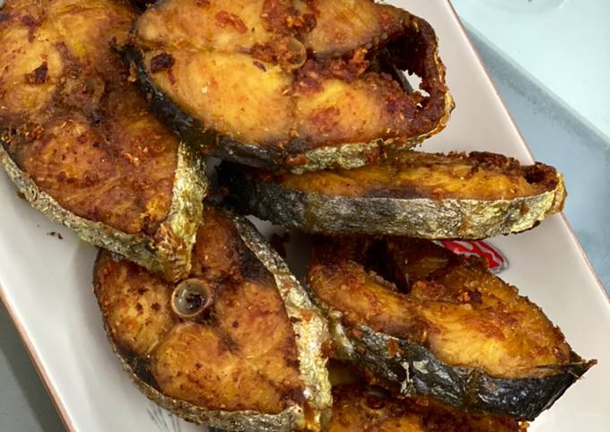 Resep Tenggiri goreng oleh Nova olla - Cookpad