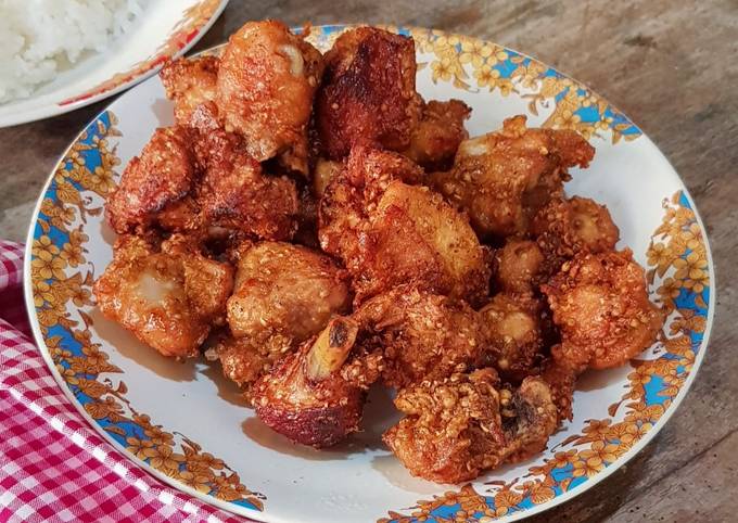 Resep Ayam Goreng Ketumbar Wangi Gurih oleh Empat Tangan Memasak - Cookpad
