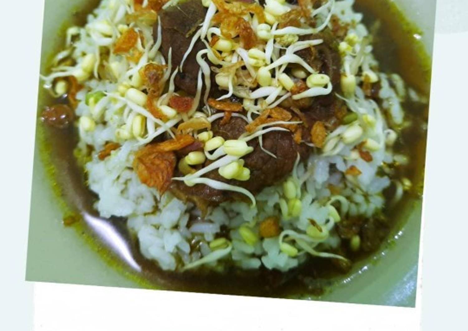 Resep Nasi Rawon Daging Sapi oleh Sabila Rizqia Zanwati - Cookpad