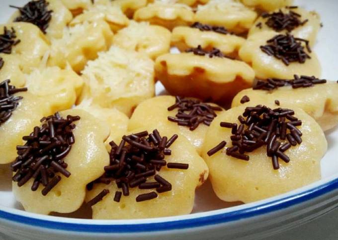 Resep Kue Cubit Menul Rina Rinso oleh Darojati Triharso - Cookpad