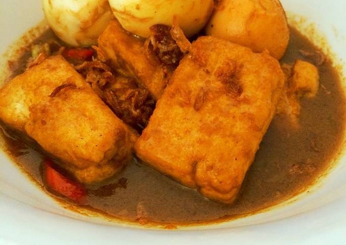 Resep Semur Telur Tahu simple dan enak oleh Venda Tjahyadi - Cookpad