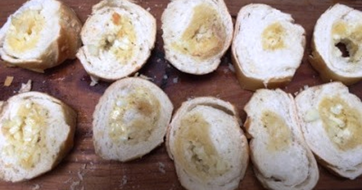 Pan Con Manteca Y Ajo Receta de Hernan Diego Martin- Cookpad
