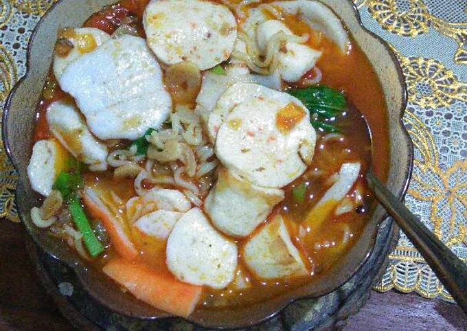 Resep Mix Suki Kuah Ayam 😋 oleh Nofiana Dwi Rahayu Nofiana - Cookpad