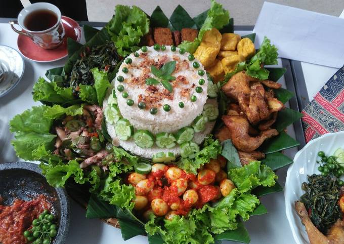 Resep Nasi Liwet Komplit oleh Nida Salma Ruum Abdillah - Cookpad