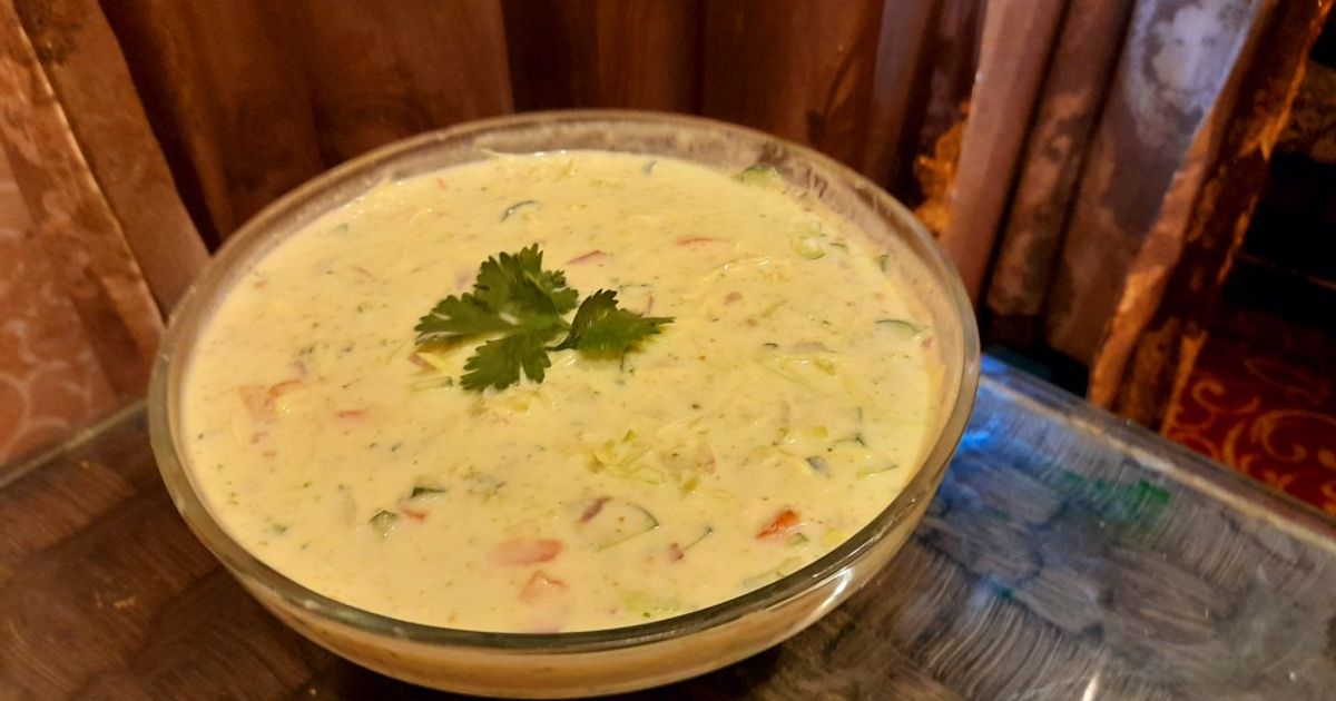 Mint Vegetable Raita Recipe by Zainab Khan - Cookpad