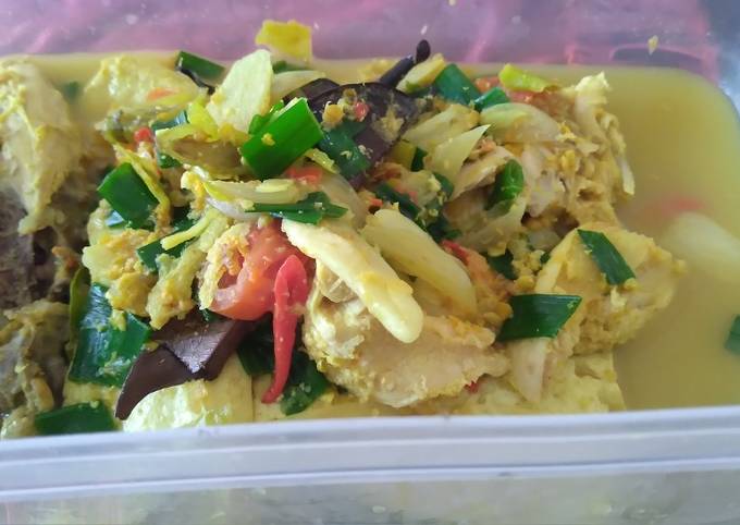 Resep Ayam kuning oleh Nina - Cookpad
