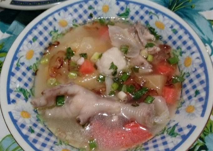 Resep Sup Ayam Ceker oleh DihyangIndi - Cookpad