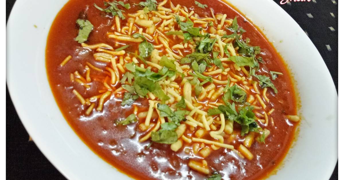 Sev Tomato Nu Shak Recipe by Mohini Gupta - Cookpad