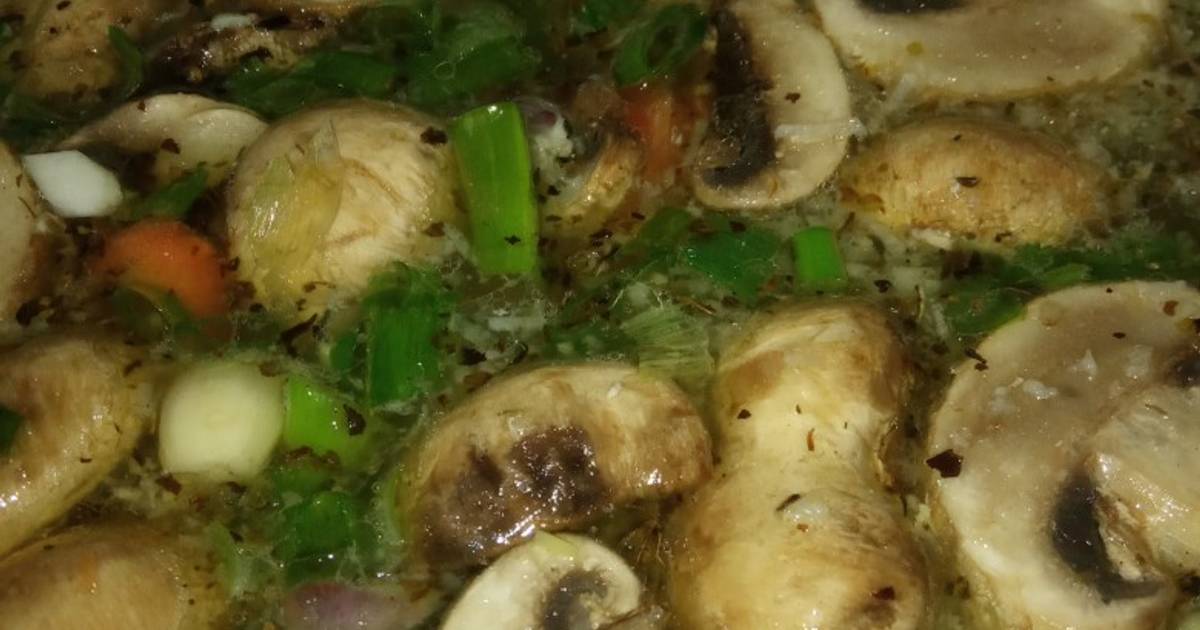 Resep Sup Bening Champignon oleh IndriFSari - Cookpad