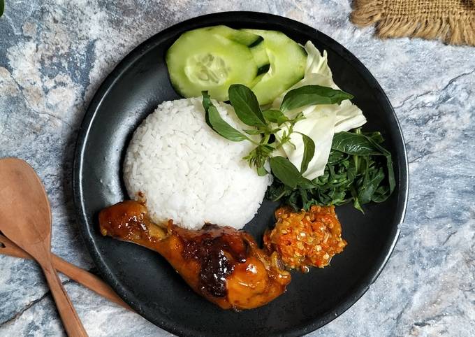 Resep Ayam Bakar Kecap Oleh Nur Erma Cookpad