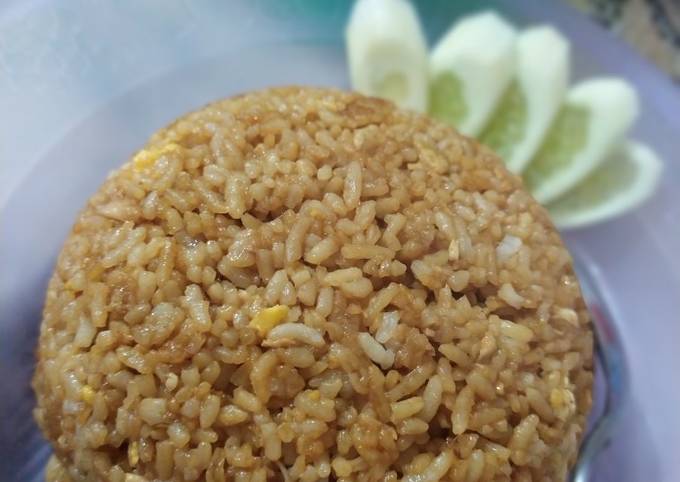 Resep 24. Nasi Goreng Minimalis oleh Sartiah Thya - Cookpad