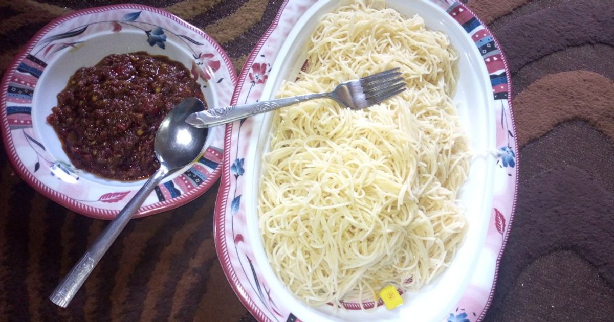 Spaghetti Nd Emergency Sauce Recipe by Afreeda's_Bakery - Cookpad