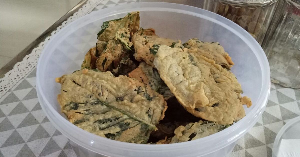 Resep Keripik Bayam Renyah & Gurih oleh Vinarany - Cookpad