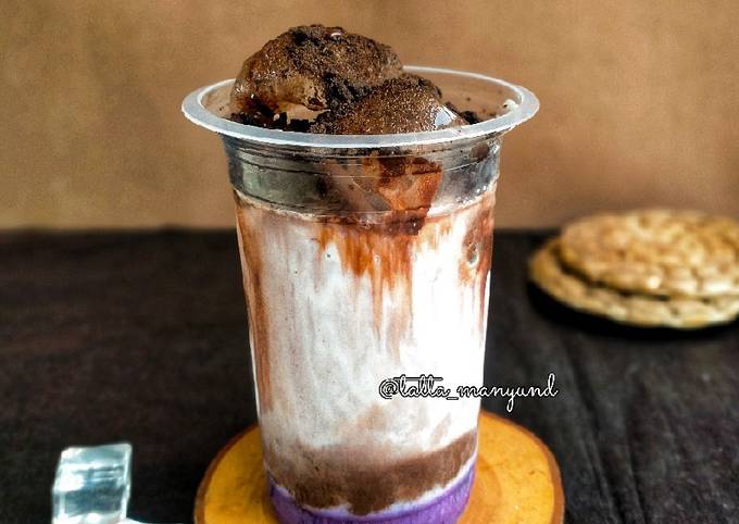Resep Choco Milk Taro oleh Tata Manyund - Cookpad