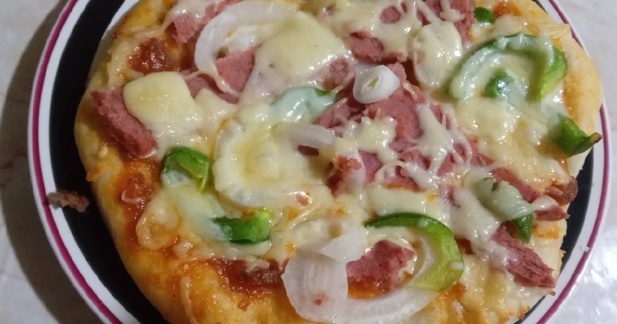 Resep Pizza (dough ekonomis +saus topping ekonomis) oleh sisca eka n ...