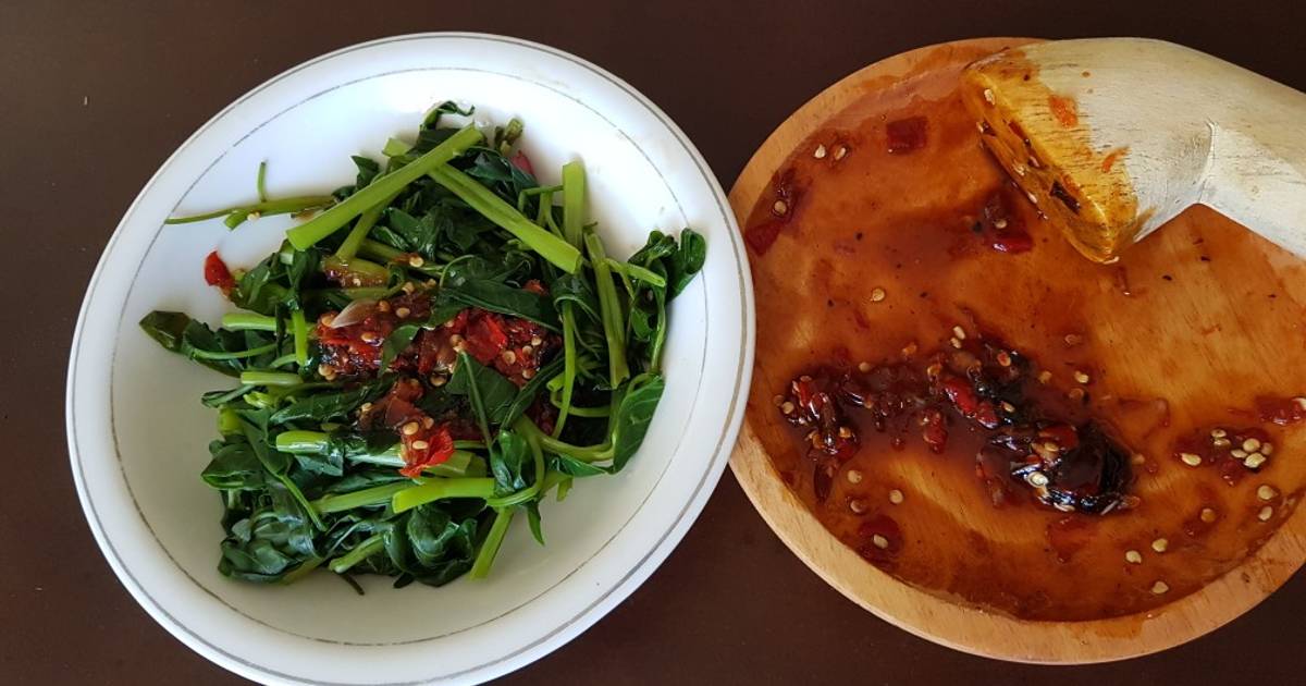 Resep Brambang Asem / Plencing Kangkung oleh ferdiana_wibowo - Cookpad