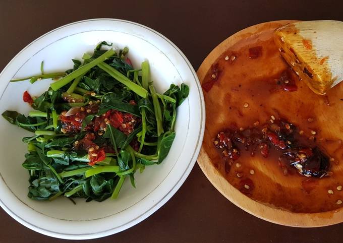 Resep Brambang Asem / Plencing Kangkung oleh ferdiana_wibowo - Cookpad