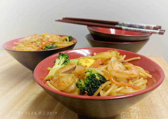 Resep Spaghetti ala Chinese Noodle oleh Elza Simple Kitchen - Cookpad