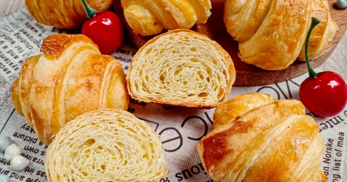 Resep Croissant Mini oleh Desi Dresviana (IG : @chici_desi) - Cookpad