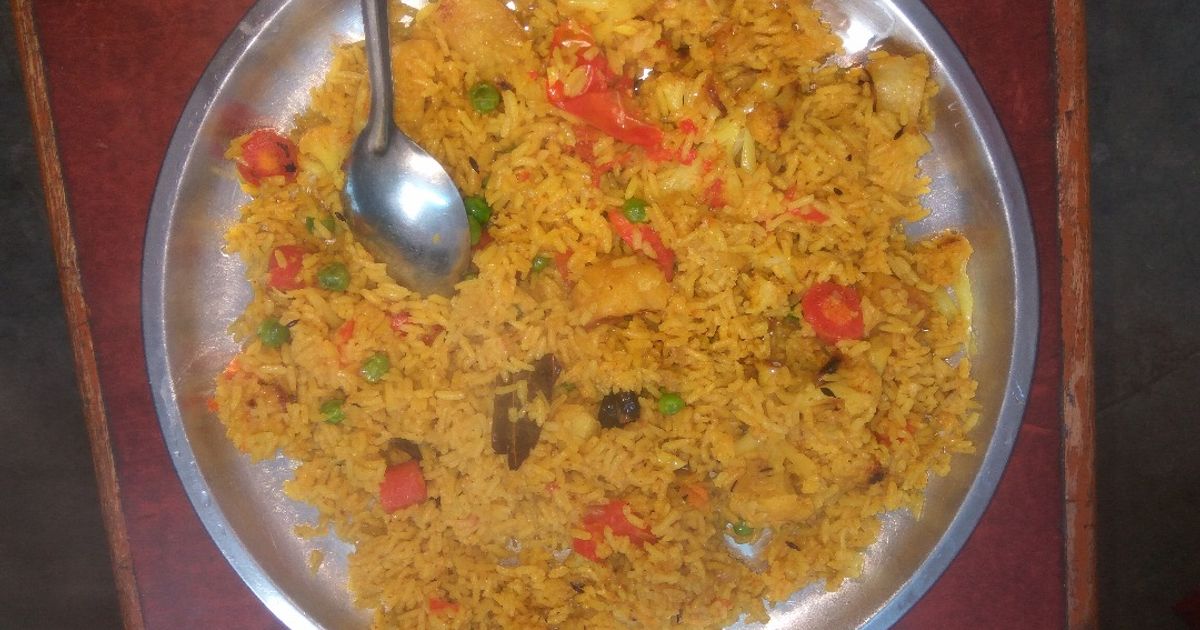Tahri (Vegetable Rice Pilaf) Recipe By Nitya Goutam Vishwakarma