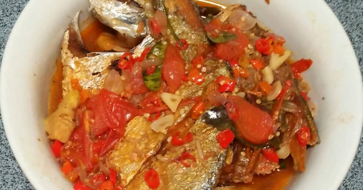 Resep Ikan goreng kuah saos tiram oleh Sanga Situmorang - Cookpad