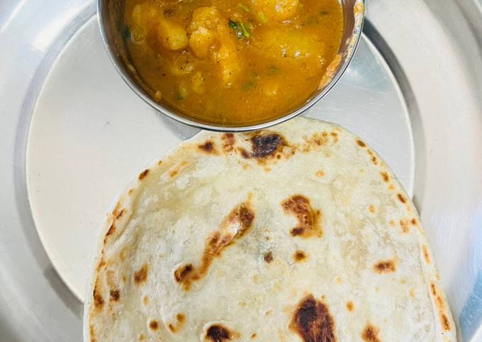 Dum Aloo Sabji with Paratha🍲🍲 Recipe by Food Shots - Cookpad