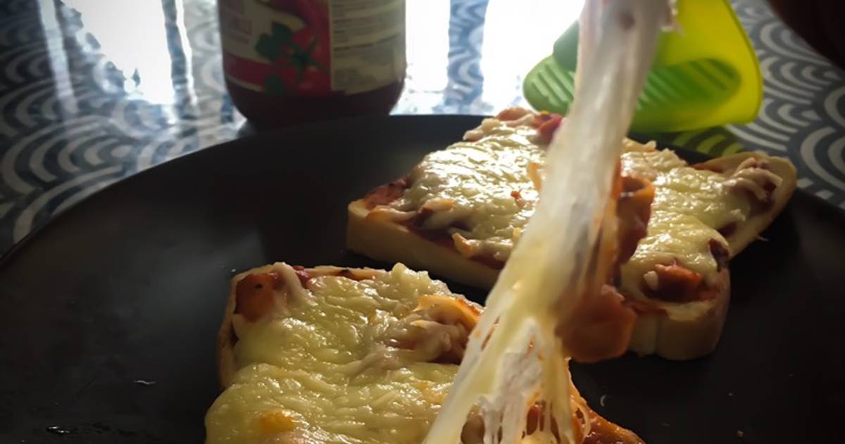 Resipi Piza Roti oleh MaRulez Arif - Cookpad