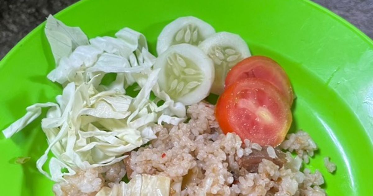 Resep nasi goreng jawa toping telur rumahan enak dan mudah - Cookpad