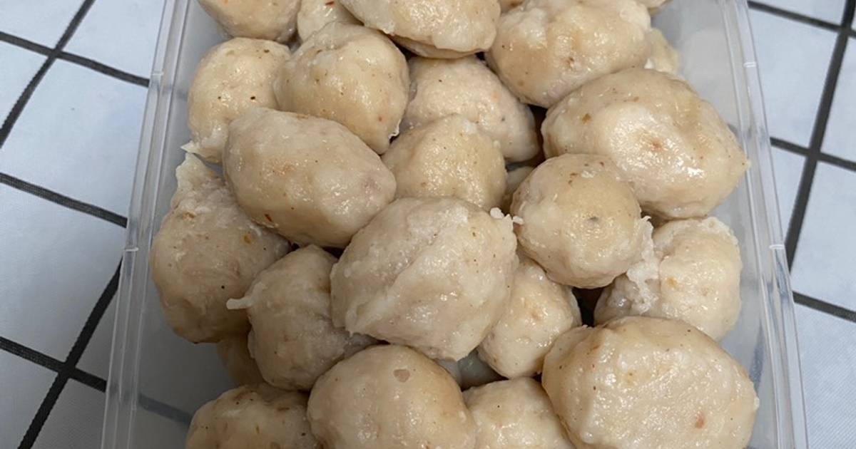 Resep Bakso Ayam Homemade oleh Anggi kartika Putri - Cookpad