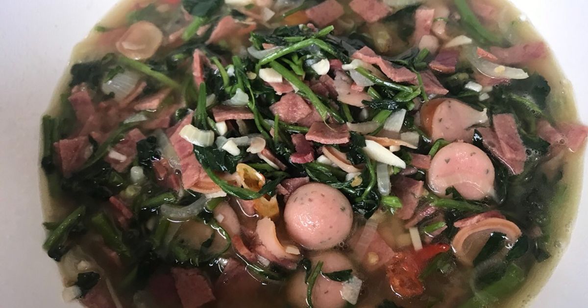 Resep Ca Seladah Air & Sosis oleh Meiling Gwylyn - Cookpad