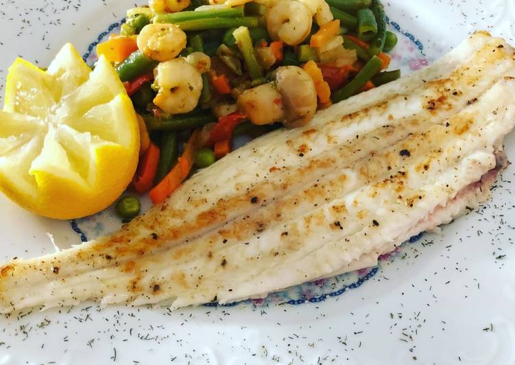 Lenguado a la plancha con salteado de verduras Receta de grego&monica ...
