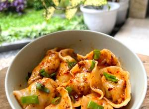 Resep pangsit chili oil pedas lezat mudah dibuat dan layak jual