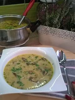 Przepis na Naturalna Maggi Domowa Przyprawa Do Zup I Sosów W Płynie ...