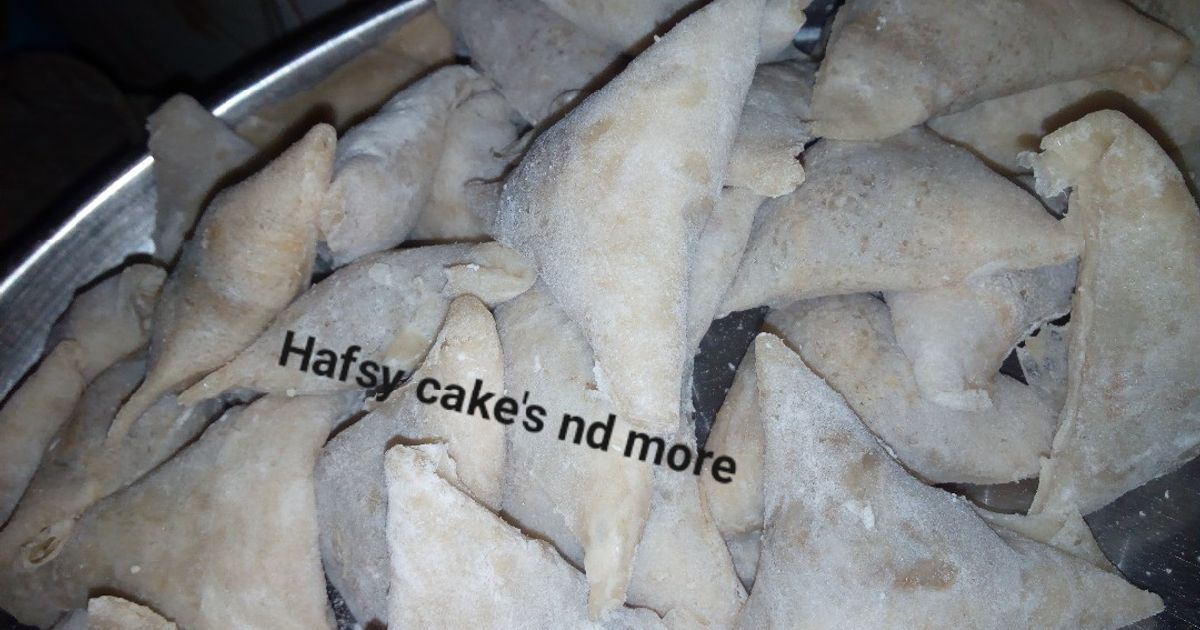 Frozen Samosas Recipe by hafsycakes nd more - Cookpad