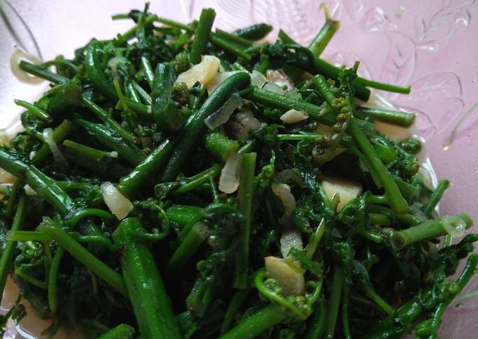 Resep Sayur Pakis Diet Rendah Kalori oleh Coco Dyre - Cookpad