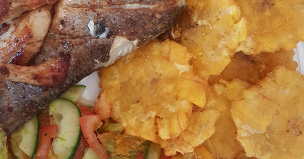 5 recetas muy ricas de pescado frito con tostones compartidas por ...