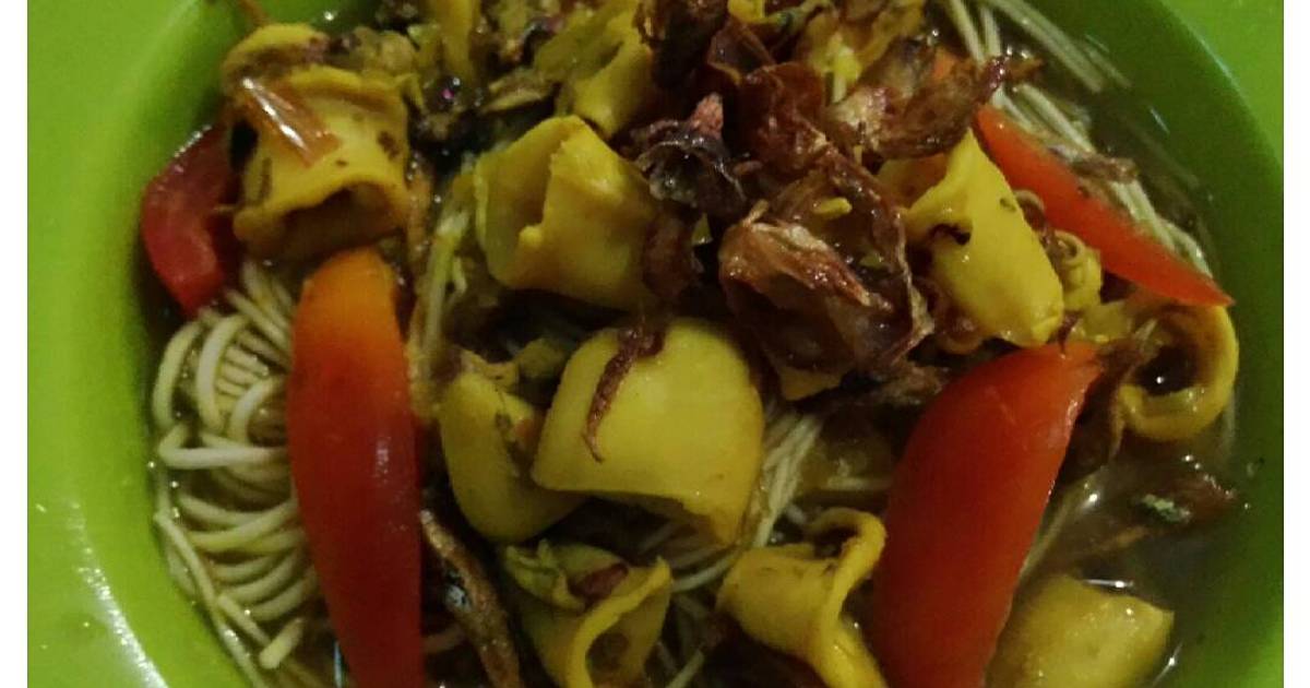 Resep Mie Asin Cumi Spesial oleh Dwi Purwo - Cookpad